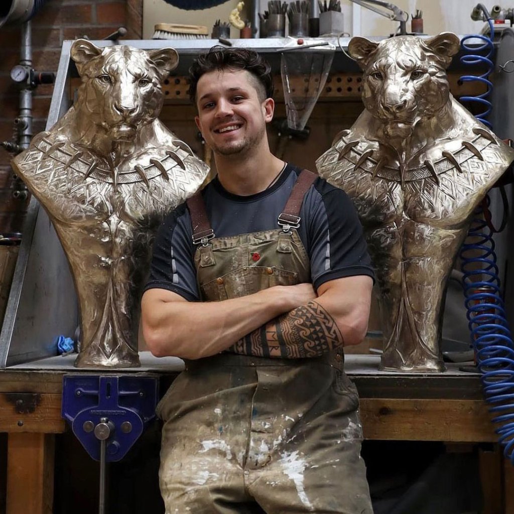 Meet The Family - Winterburn Fine Art