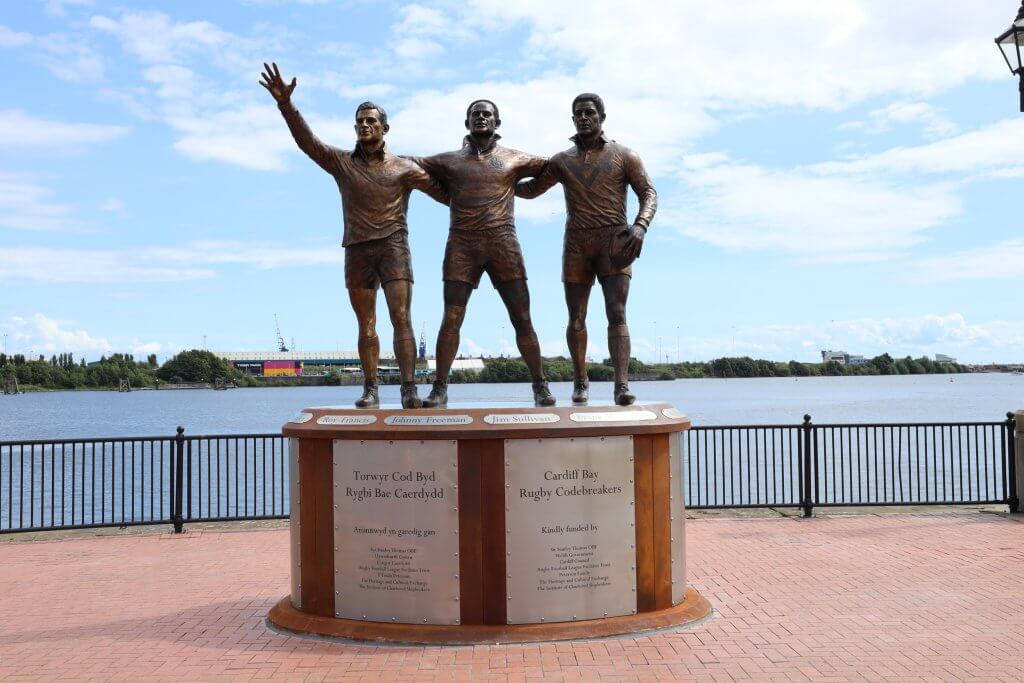 Steve Winterburn Cardiff Sculpture Wins Award! - Winterburn Fine Art